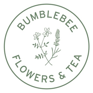 Front of house at Bumblebee Flowers & Tea in Lake Oswego, OR