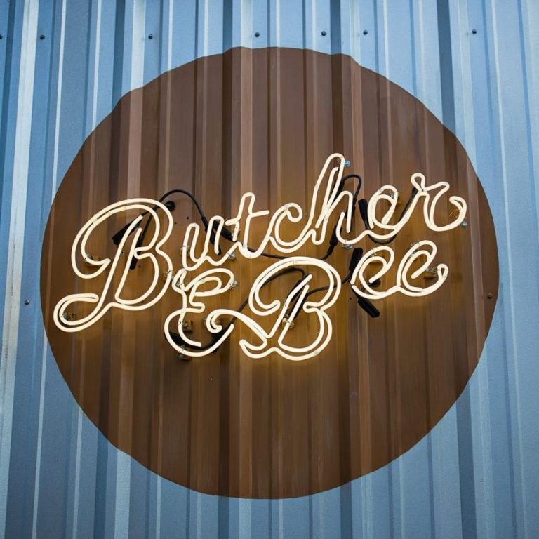 FOH Staff - Servers, Hosts, Food Runners, Baristas / BOH Staff - Line ...